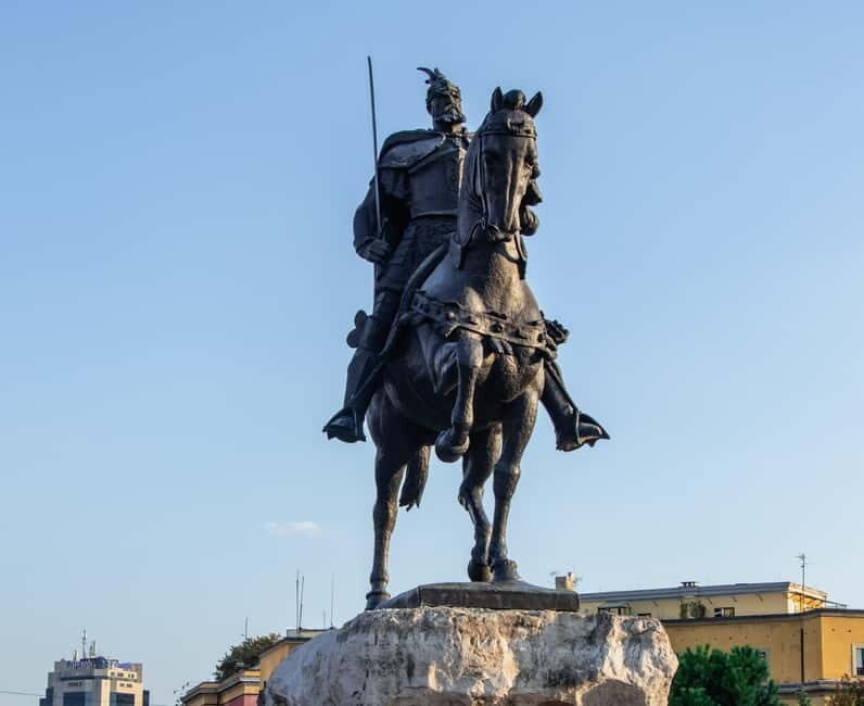City and Food Tour of Tirana - meals included - Key Points