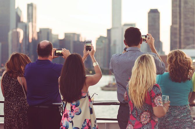 City Cruises Chicago: Premier Lake Michigan Brunch Cruise - Who Will Enjoy This Experience?