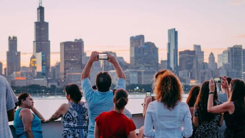 City Cruises Chicago: Premier Lunch or Dinner Cruise - An Elegant Way to See Chicago’s Skyline