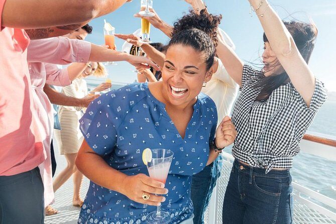 City Cruises New York Alive After Five Cruise - A Look at the City Cruises New York "Alive After Five" Cruise