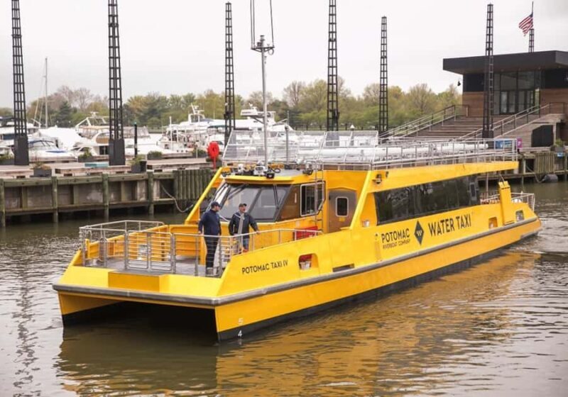 City Cruises Washington:1 or 2-Day Unlimited Water Taxi Pass - A Scenic and Practical Way to See Washington From the Water