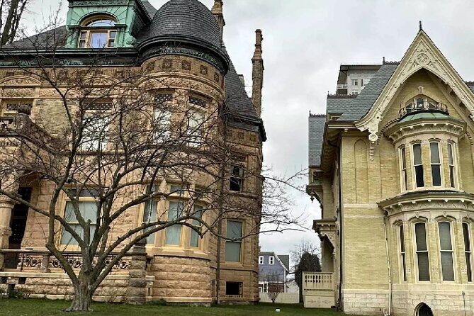 City of Neighborhoods: A Self-Guided Audio Tour in Milwaukee - Practical Details and Tips