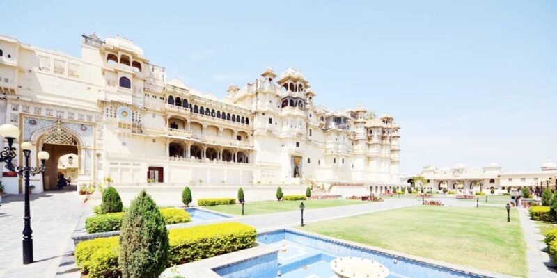 City Palace Udaipur Express visits with english speaks guide - FAQ