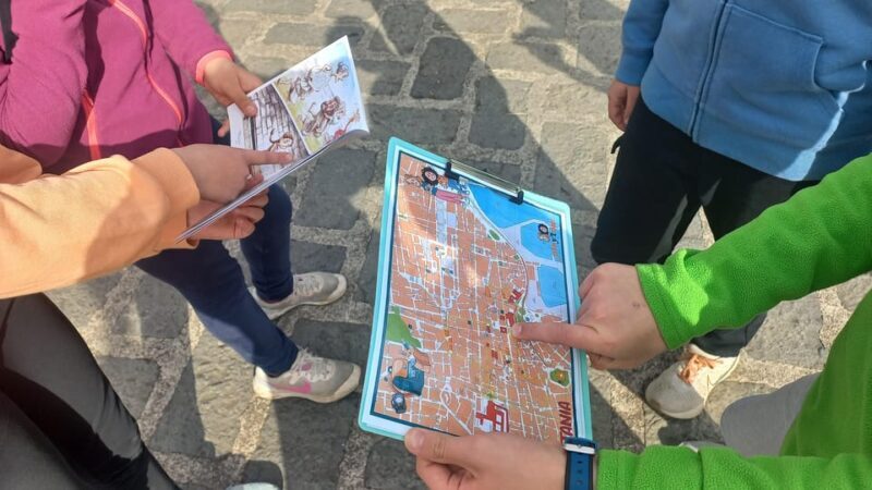 City Scavenger Hunt: Private Family-Friendly activity - Key Points