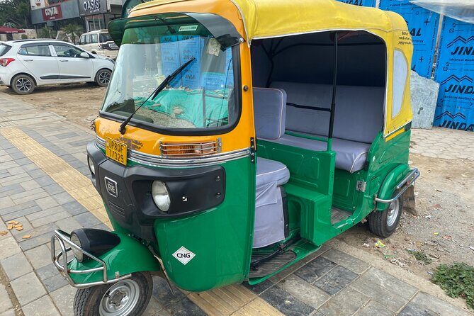 City tour, Agra 8 hours tuk- tuk/ Rickshaw ride - The Sum Up