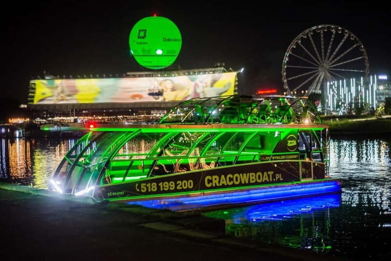 City Tour Cracow golf car plus Cruise on the Vistula River. - Key Points