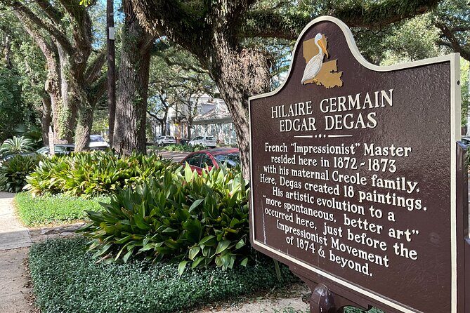 City Tour in French Historic Districts - FAQ