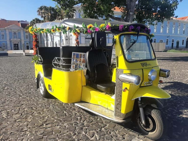 City tour, old downtown sightseeing in Lisbon, - What to Expect from the Tour