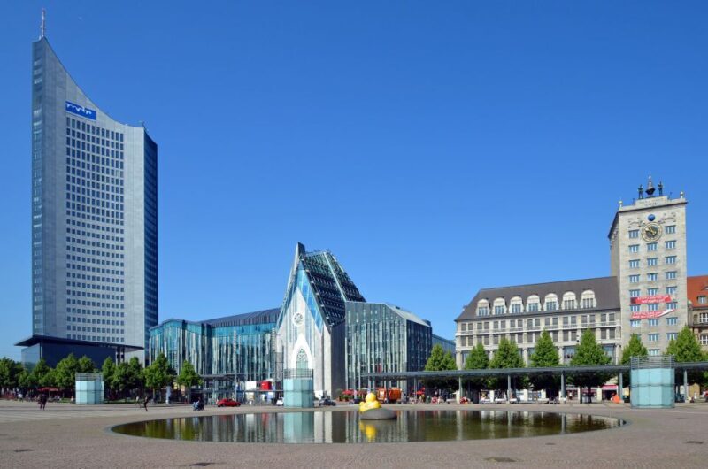 City tour on foot, by S-Bahn and tram - FAQ