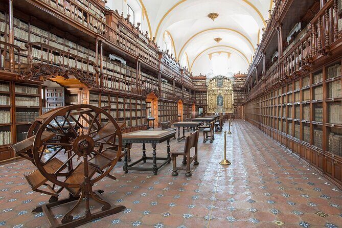 City Tour Por Puebla Catedral and Biblioteca y Capilla Dorada - What Travelers Are Saying