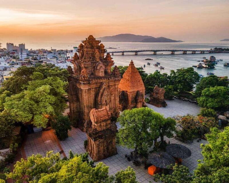 CITY TOUR  PRIVATE CAR RENTAL FOR SIGHTSEEING IN NHA TRANG - Key Points