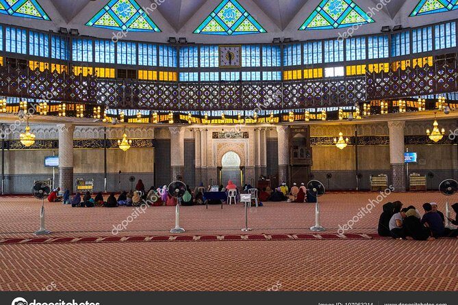 City Tour with Batu Cave and Fireflies Tour - A Well-Balanced Introduction to Kuala Lumpur