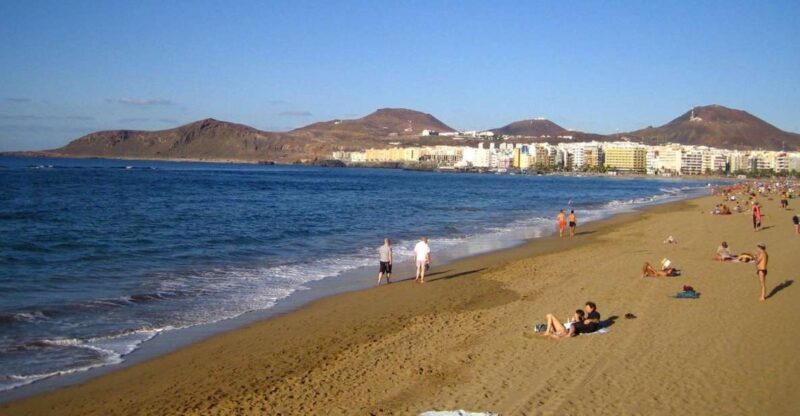 City Treasures Unveiled: 3.5-Hour Las Palmas Cab & Walking - Key Points
