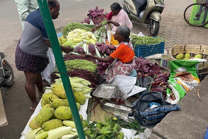 City Walk and Food Crawl in Kumarakom - FAQ