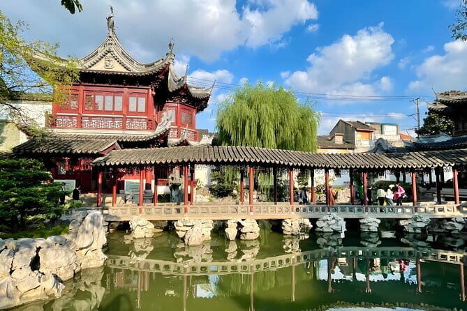 Citywalk to Discover Ancient and Modern Shanghai - Lujiazui: Shanghai’s Skyscraper Showcase