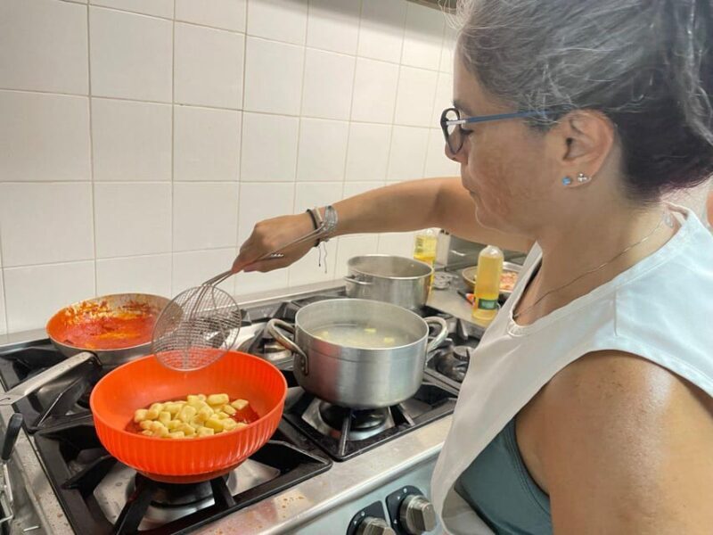 Civitavecchia: Market Tour and Cooking Class with Lunch - Who Will Love This Tour?