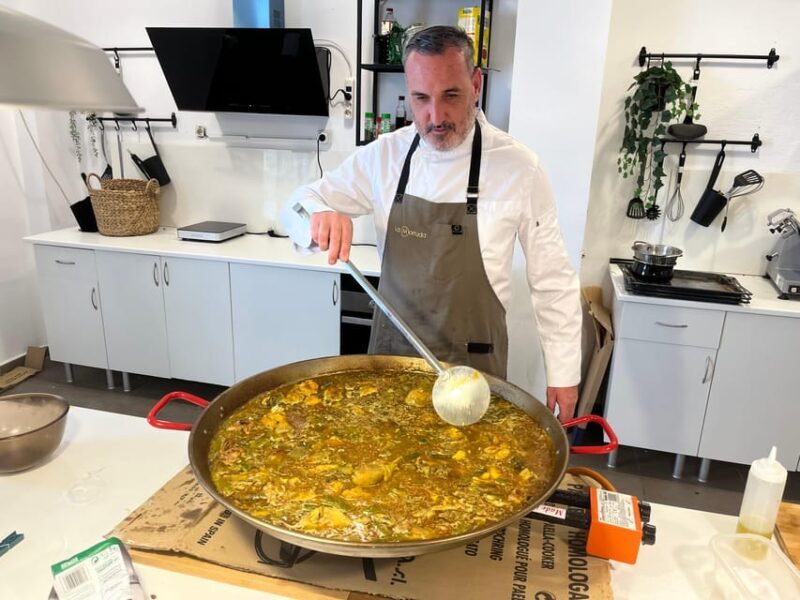 Class of Valencian Paella with welcome drinks and tapas - Introduction