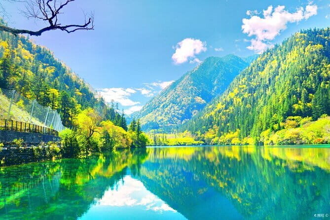 Classic 3-Day Jiuzhaigou Private Tour(Transportation+Tickets) - FAQs