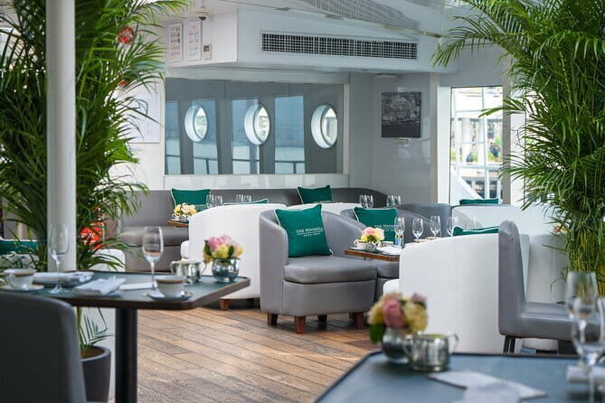 Classic Afternoon Tea Voyage in Hong Kong for 4 Pax - Who Would Love This?