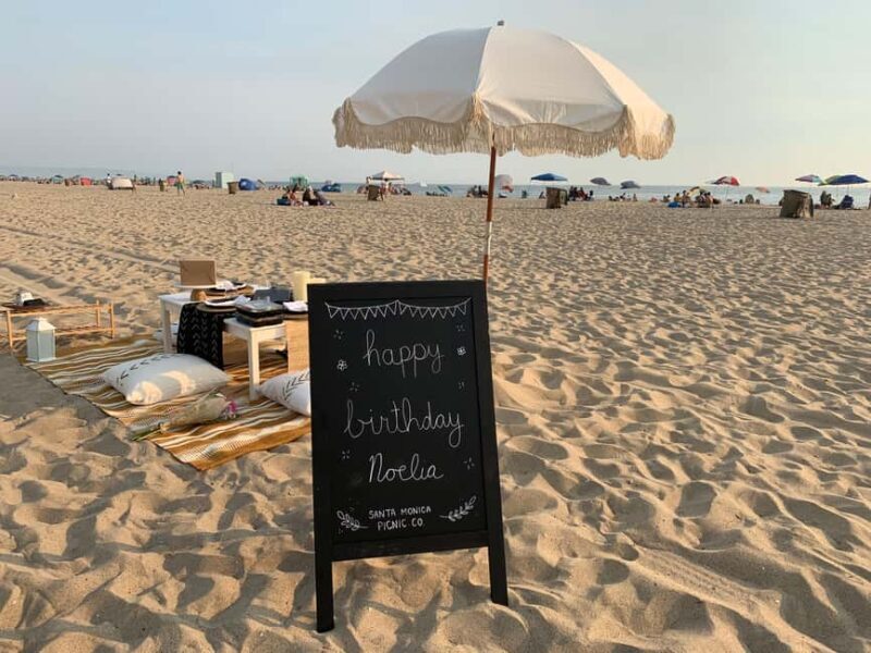 Classic Beach Picnic in Santa Monica - What Makes the Santa Monica Beach Picnic Stand Out?