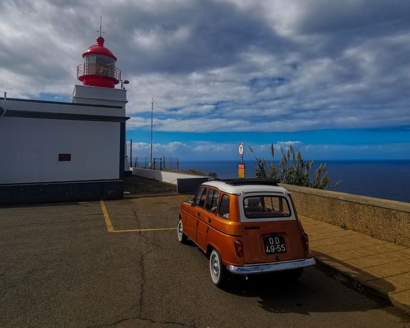 Classic Car Sightseeing Tour to the West & Northwest - Impressive Natural Landmarks