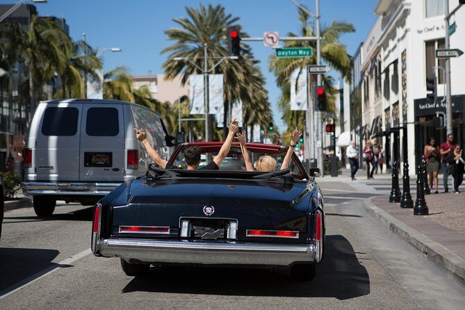 Classic Convertible Car Tour of Los Angeles - Guides: The Heart of the Experience