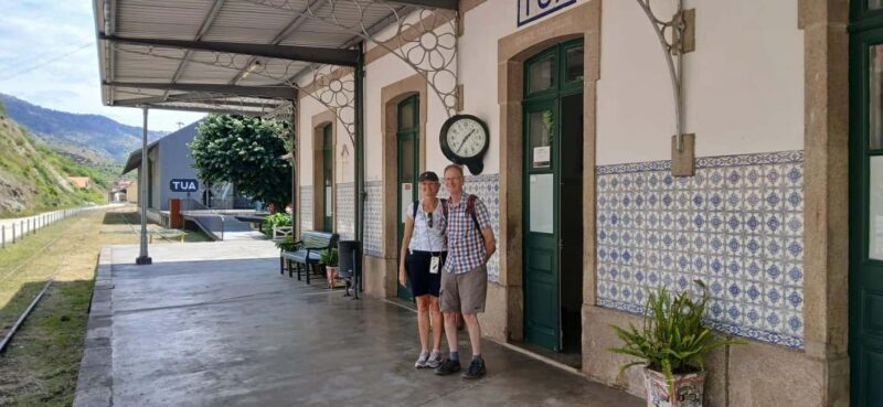 Classic Douro Tour: River, Train, Wine & Private Guide - The Scenic Train Ride
