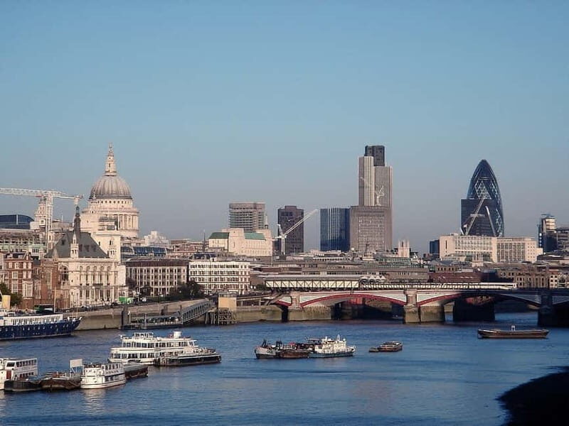 Classic London Tour & Changing The Guards History In Action - Authentic Experiences and Hidden Stories