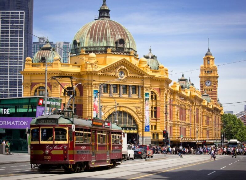 Classic Pivate Melbourne Walking Tour Start from your hotel - FAQs