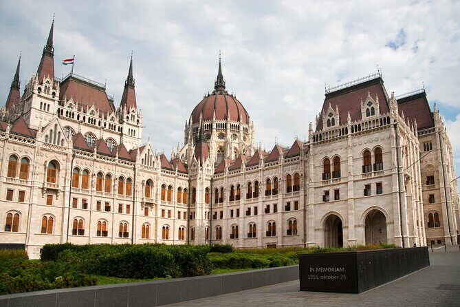 Classic Walk in Budapest - Who Would Love This Tour?
