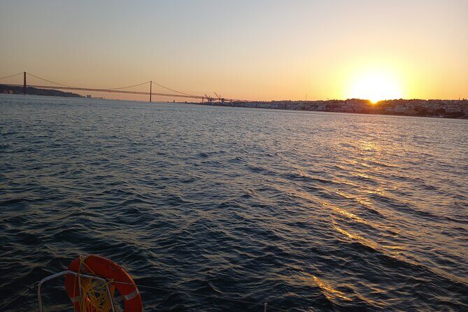 Classic Yacht Sunset group tour in Lisbon with welcome drink - Final Thoughts