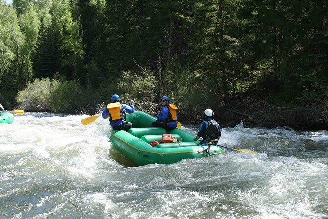 Clear Creek Whitewater Rafting Trip: Advanced Challenge - A Thrilling Look at Colorado’s Most Extreme Rapids