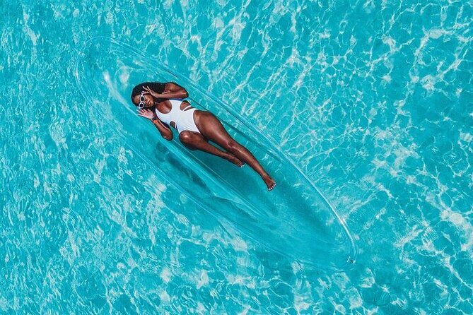 Clear Kayak Photoshoot in Montego Bay (Single) - Key Points