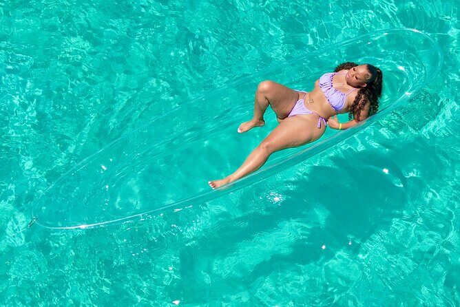 Clear Kayak Photoshoot in Nassau ,Bahamas. - An In-Depth Look at the Nassau Clear Kayak Photoshoot