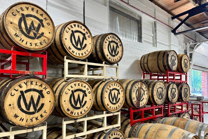 Cleveland Whiskey Behind The Scenes of Distillery Tour - Key Points