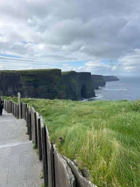 Cliffs of Moher: Chauffeur-Driven Day Tour from Dublin - Key Points
