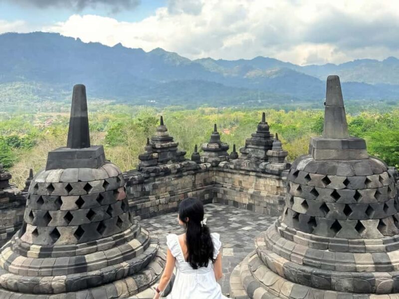 Climb Borobudur & Explore Prambanan Temples on Full Day Tour - The Details That Matter