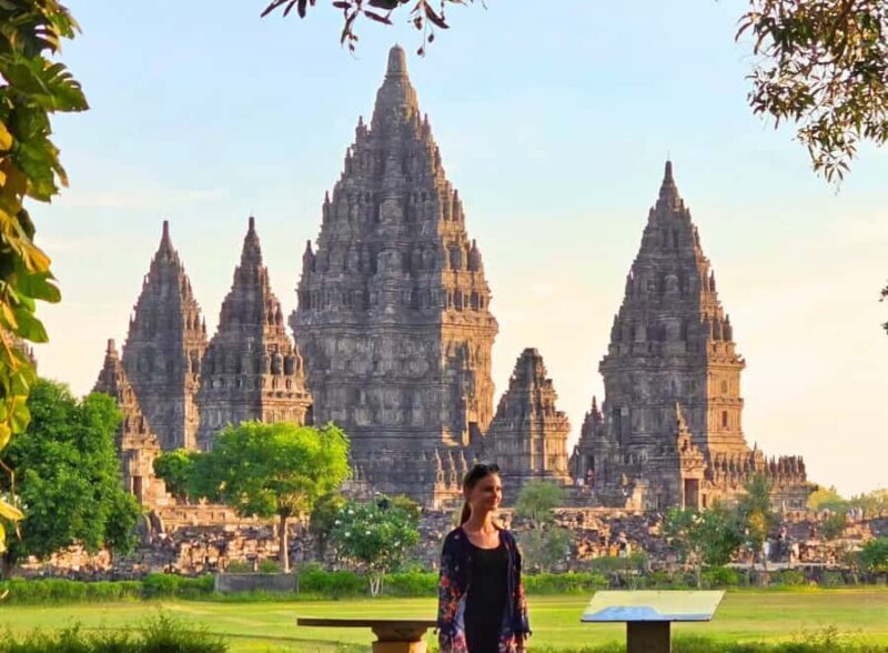 Climb Borobudur & Explore Prambanan Temples on Full Day Tour - What Reviews Tell Us