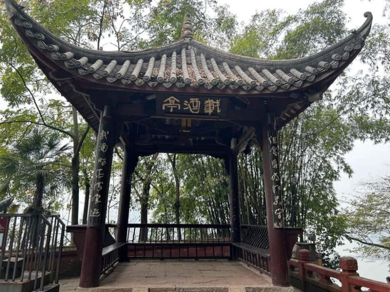 Close to Chengdu: Leshan Giant Buddha & Tasty Local Eats - FAQs