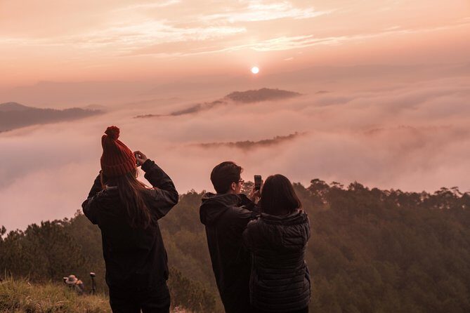 Cloud Chasing packaged hike - Sunrise, Nature and Wellness - The Experience: What You Can Expect from the Sunrise Hike in Da Lat