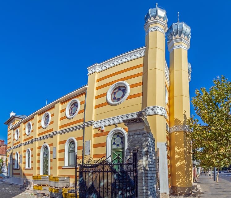 Cluj-Napoca: Jewish Heritage Walking Tour - A Deep Dive Into the Experience