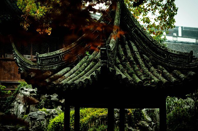 Coach Day Tour: Classic and Modern Shanghai with Lunch - Honest Considerations