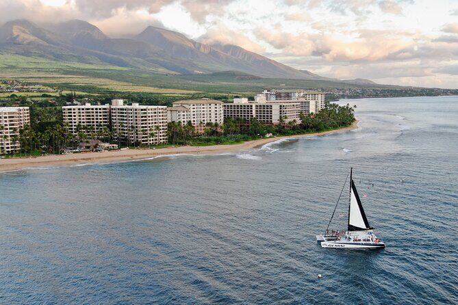 Coast of Ka'anapali Beach Sunset Dinner Sail - Comprehensive Review of the Coast of Kaanapali Beach Sunset Dinner Sail