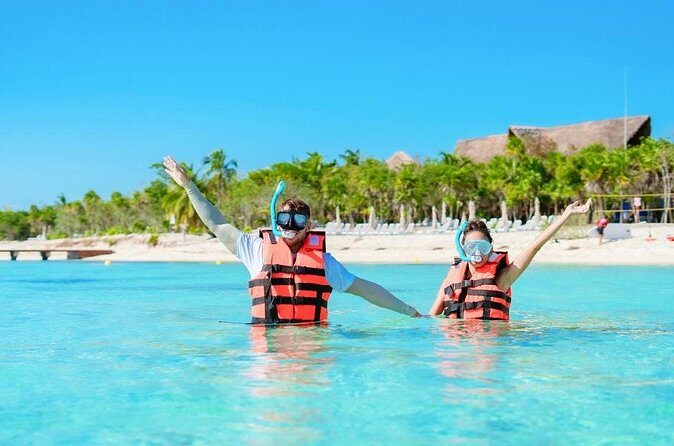 Coastal Thrill Day Kayak Paddle and Snorkeling at Cozumel - Decor and Atmosphere