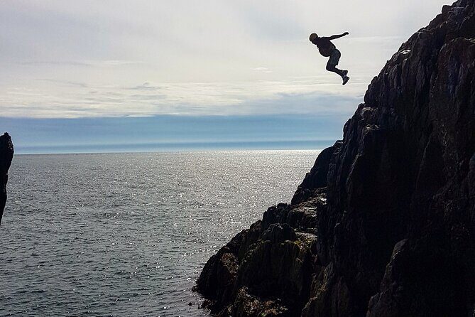 Coasteering (Cliff Jumping, Scrambling, Wild Swimming) on Anglesey - An Adventure for the Active and Curious