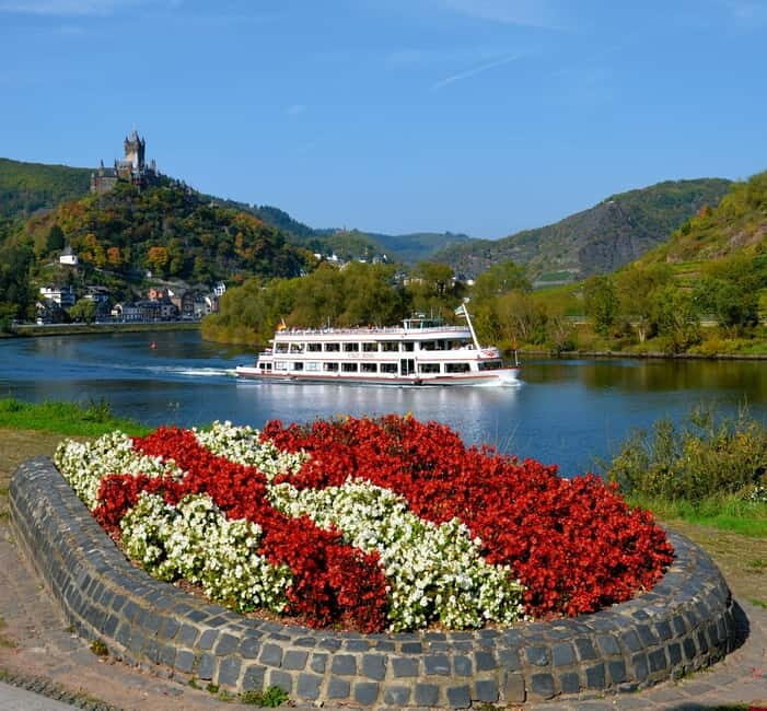 Cochem: Panorama Rundfahrt 1 Stunde, Ausstieg Ernst möglich - An Authentic Waterway Experience with Stunning Views