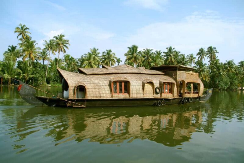 Cochin: 5-Day Munnar, Thekkady, and Alleppey Tour - Who Will Enjoy This Tour?