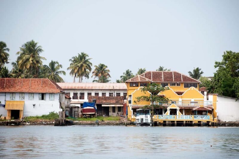 Cochin: 5-Day Private Tour of Munnar, Alleppey & Backwaters - The Sum Up