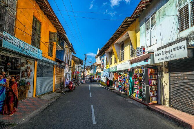 Cochin Essence: Discovering the Best of Cochin - Key Points