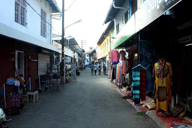 Cochin Heritage Trail: A Guided City Tour - Lunch Break at a Local Restaurant
